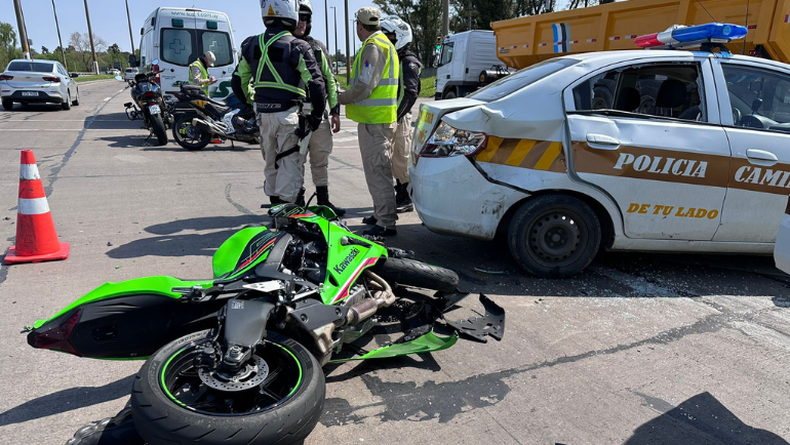 Motociclista De 19 Años Evadió Un Control Y Chocó Contra Un Móvil