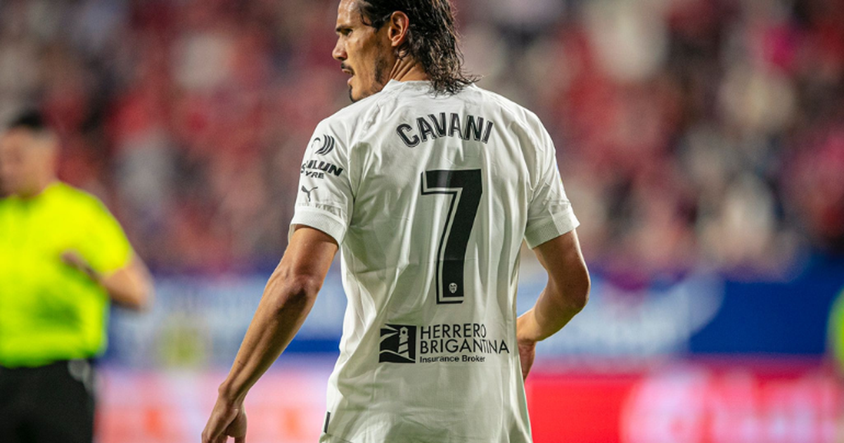 Tranquilidad celeste: Edinson Cavani entrenó con normalidad