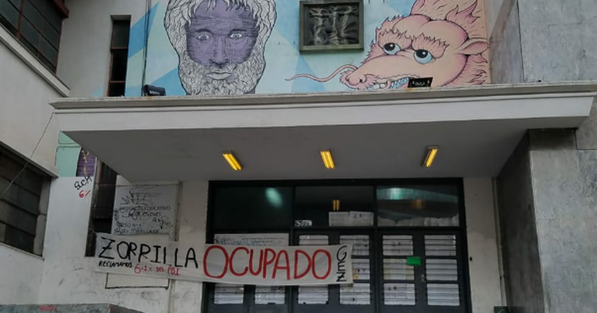 Policía levantó ocupación de estudiantes del liceo Zorrilla