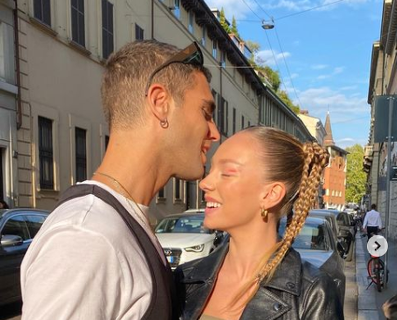 Actriz española Ester Expósito visitó la Fortaleza del Cerro