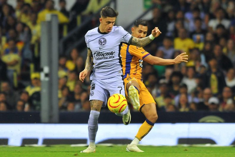 El uruguayo Brian Rodríguez convirtió un golazo para la victoria del ...