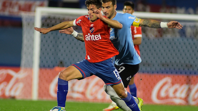Ginella se perfila para acompañar a Carballo en el clásico