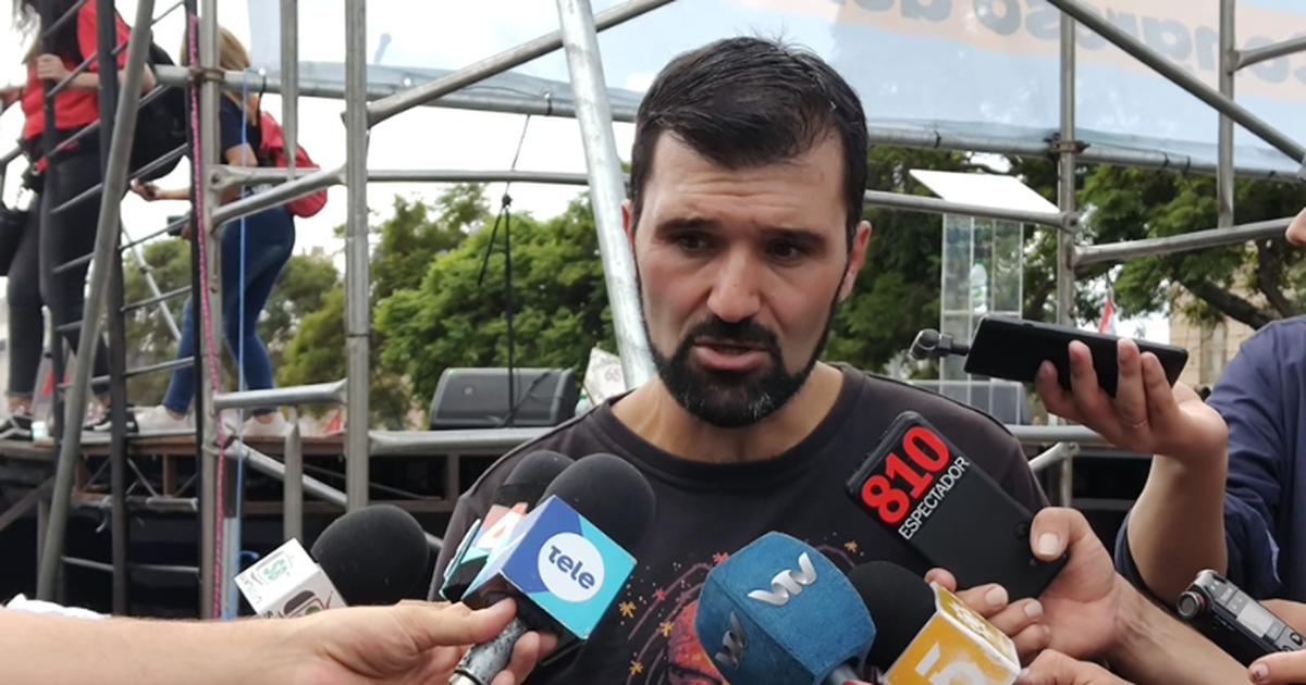 Enrique Méndez: Es una reforma brutal y criminal