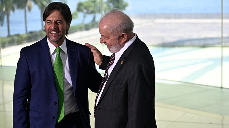 Lacalle Pou Participa De Cumbre De Líderes Del Mercosur