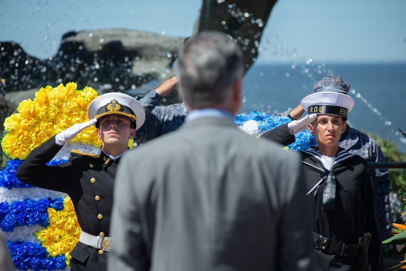 Aniversario 208 de la Armada Nacional: de los orígenes artiguistas al ...