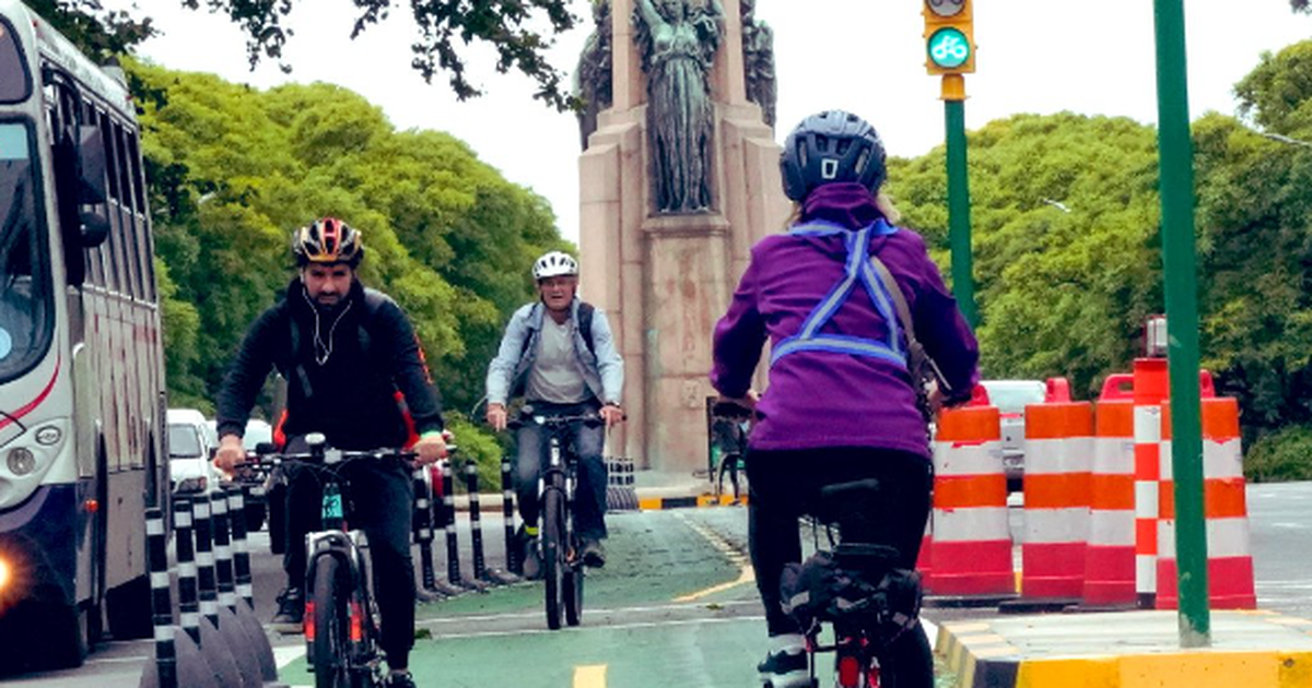 Cosse: Se duplicaron bicicletas en 18 de Julio por la ciclovía